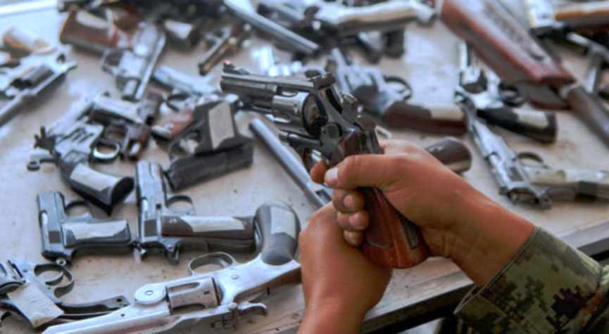 Aumentan 151% permisos de adquisición de armas en México