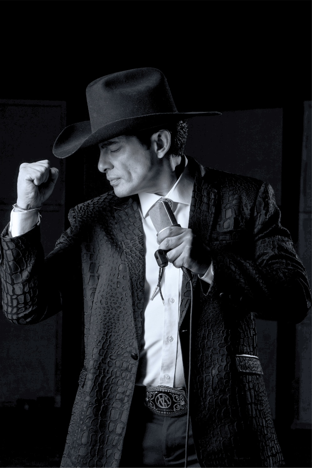 Víctor García lanza “Te odio” tema con mucha fuerza