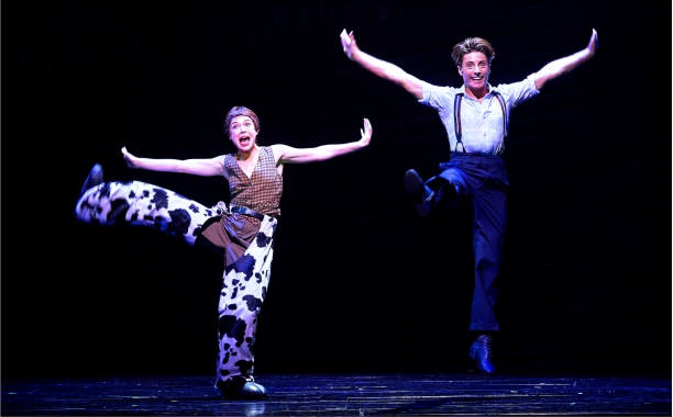 Aaron Cobos derrocha talento en Gypsy